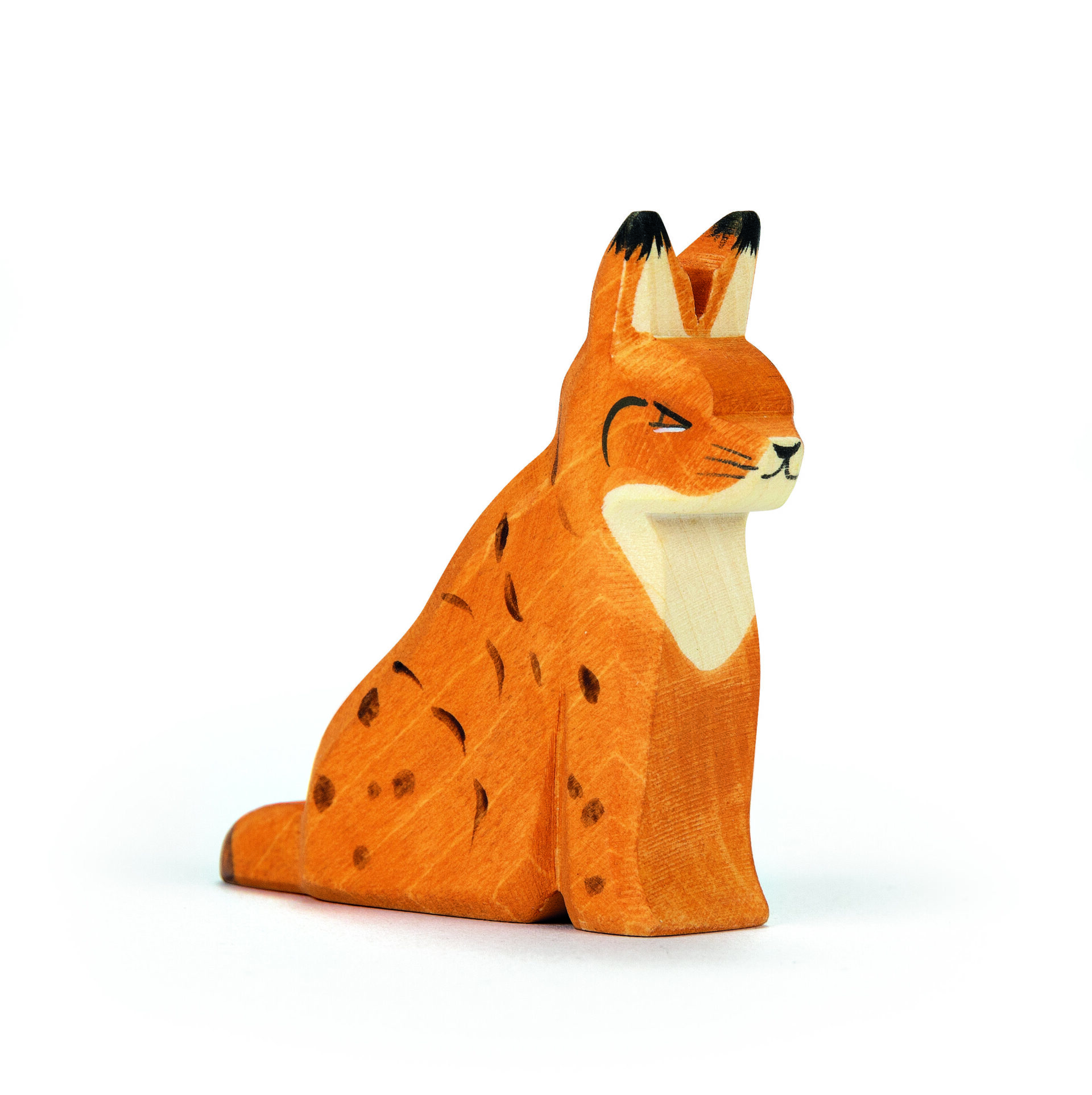 Ostheimer Lynx Sitting 2024 - Honeybee Toys